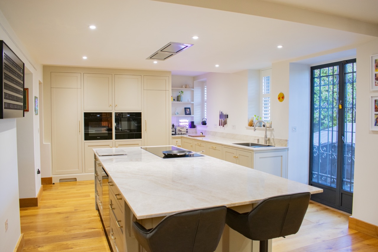 20mm Taj Mahal Quartzite | Portfolio | Henderstone